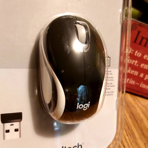 Logitech | Computers, Laptops & Parts | Logitech Wireless Mouse | Poshmark